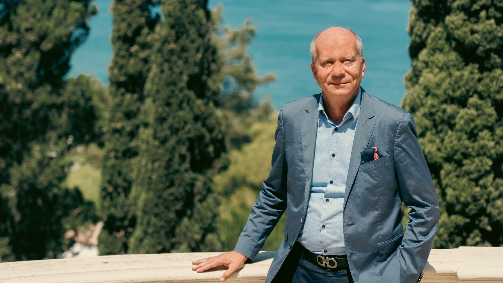 Ο Sebastian Wurst μας Ξεναγεί στον Κόσμο του Anassa | Madame Figaro ...